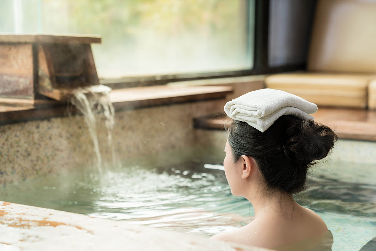 The skier's guide to onsen in Japan | Ski Asia