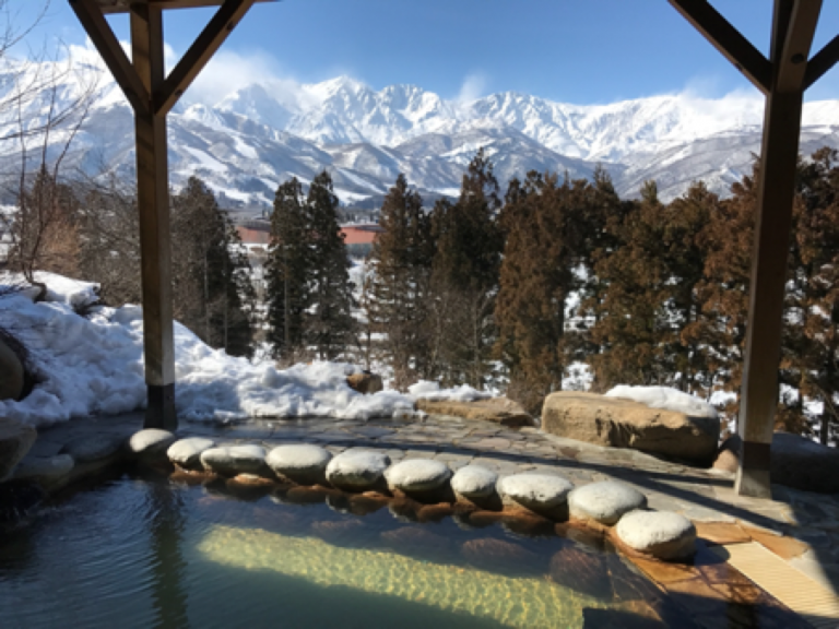 Top 5 onsens in the Hakuba Valley | Ski Asia